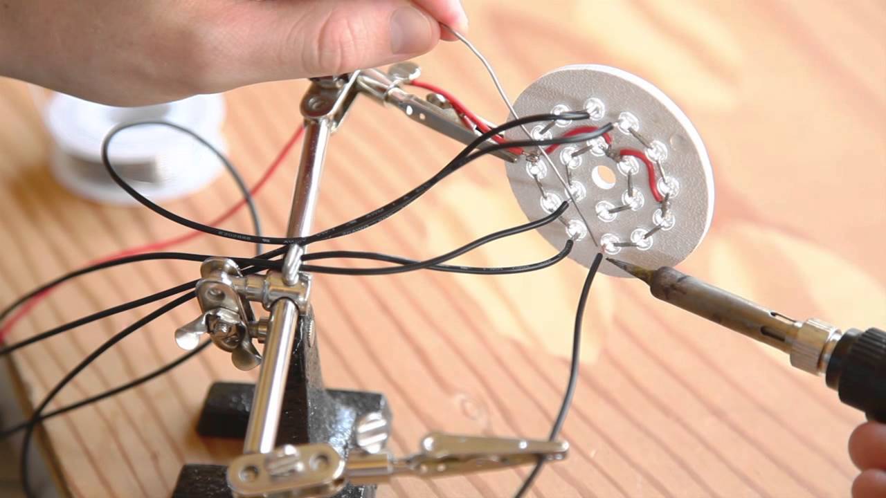 Simple LED Desk Lamp | Video Tutorial with Guidance