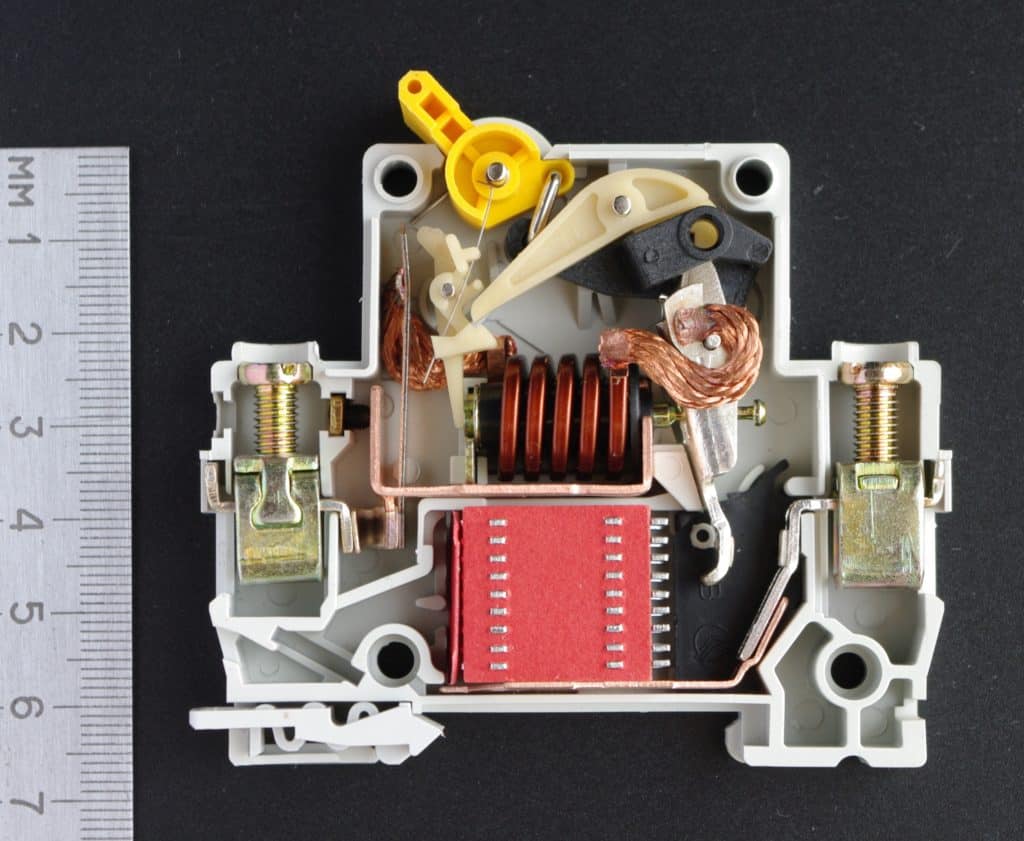 High Voltage Circuit Breaker | Electronics Learning Corner