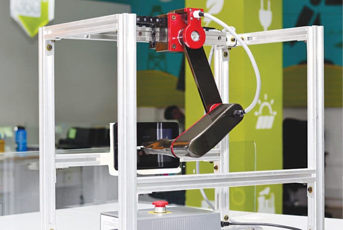 Smart Robots Working Collaboratively With Humans | Must Read