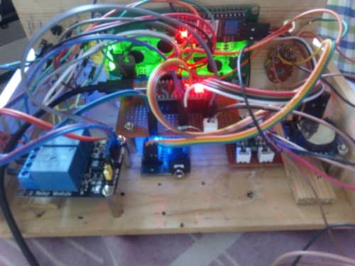 Alarm Clock Radio Using Arduino - Guest DIY Project