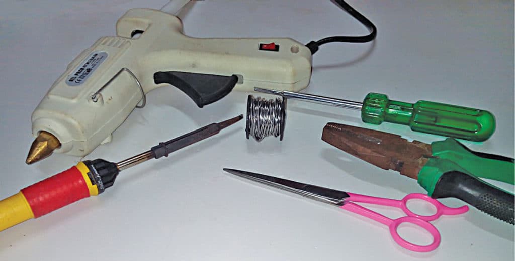 Make A 9V Battery Adaptor For Arduino Board | Full DIY Project