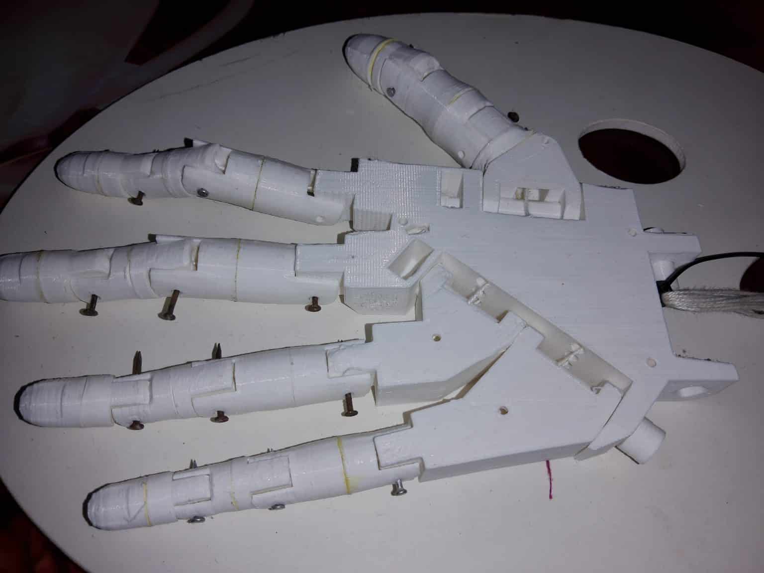 Wireless EMG Controlled Prosthetic Hand