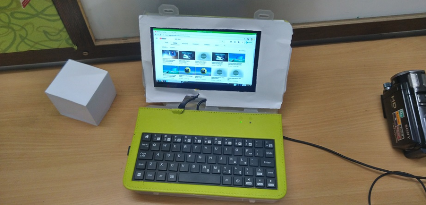 Homemade Laptop Using Raspberry Pi | Raspberry Pi Laptop