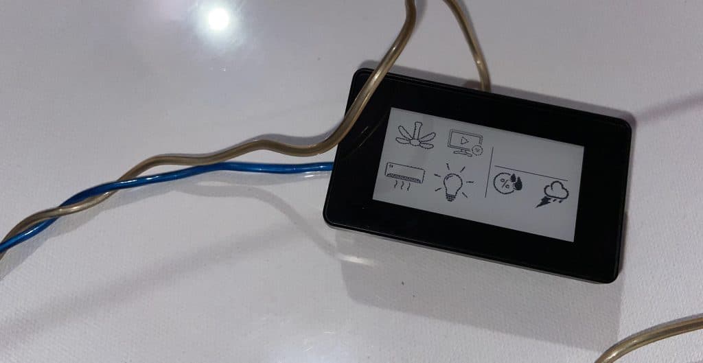 e-Ink-based IoT Touch Switch | Full Electronics Project