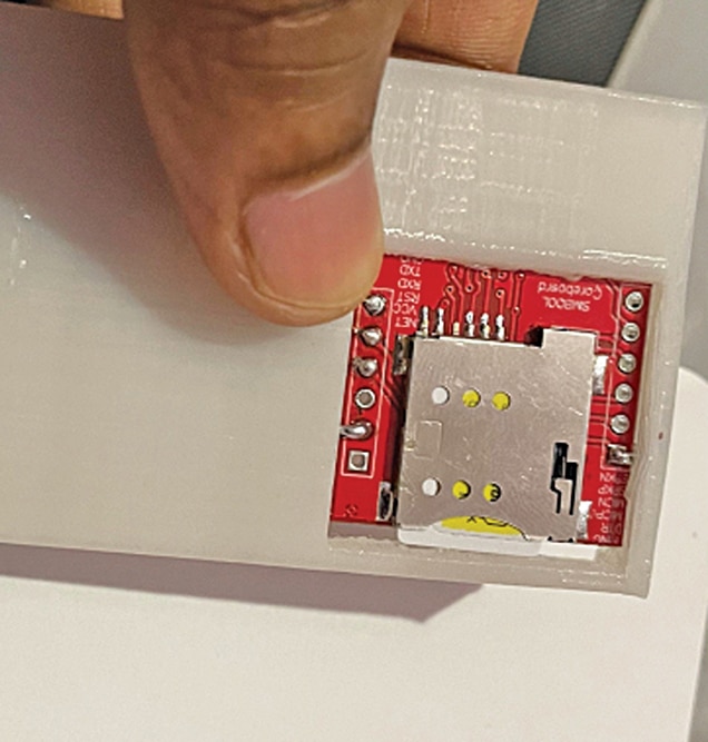 Building Finger-Size Full Touch E-Ink Phone | E ink Display Project