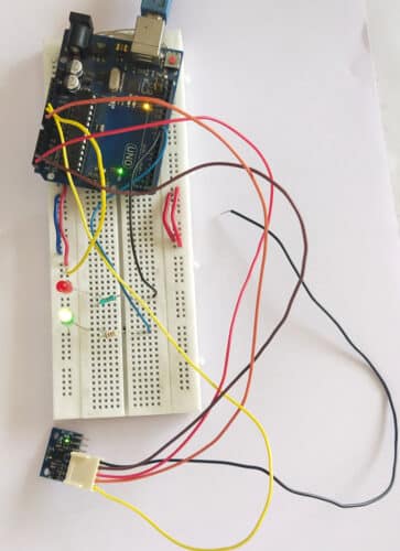 Automatic Vehicle Indicator Control with Arduino