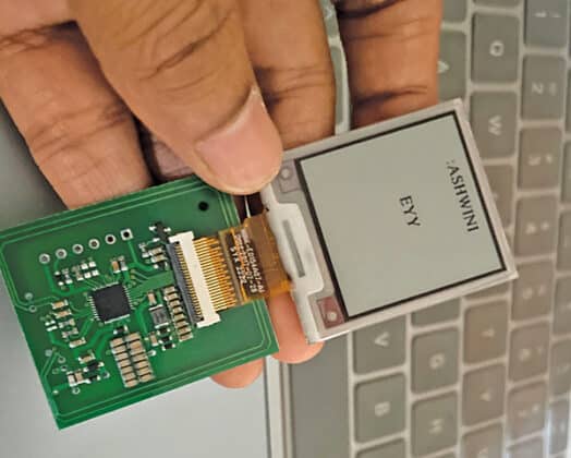 Batteryless E-Paper Displays and Energy Harvesting Methods