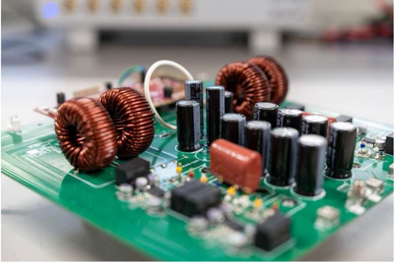 Dc Dc Converter Reaches 98 3 Efficiency For Sustainable Microgrids