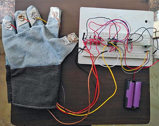 Wearable Automatic Assistance Glove for Service Automation