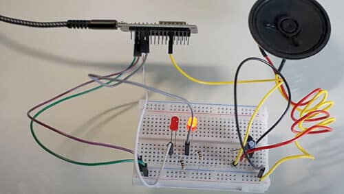 DIY Police Siren with ESP32: A Light and Sound Alternator
