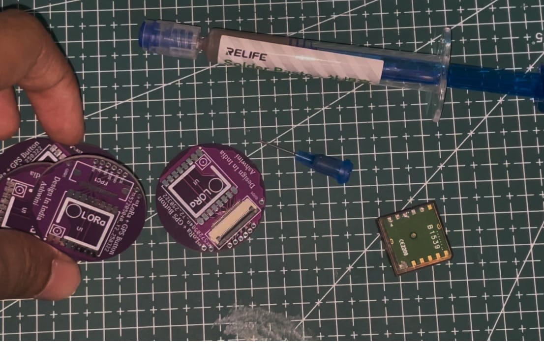 Build Open-Source LoRa + GPS Module (World’s Smallest - Only 3cm!)