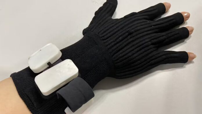 Glove Turns Sounds Into Touch