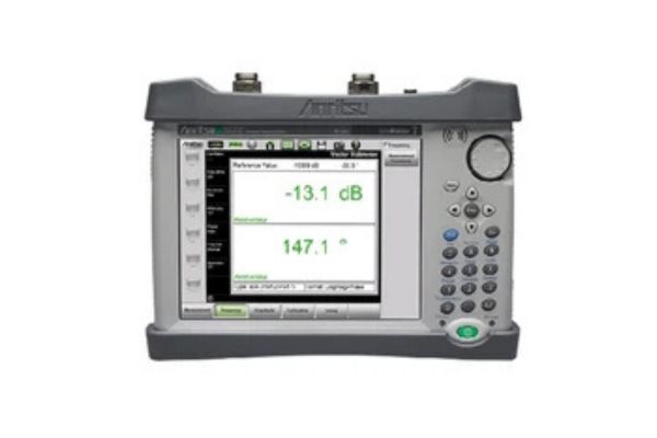 Small High-Speed Signal Generator