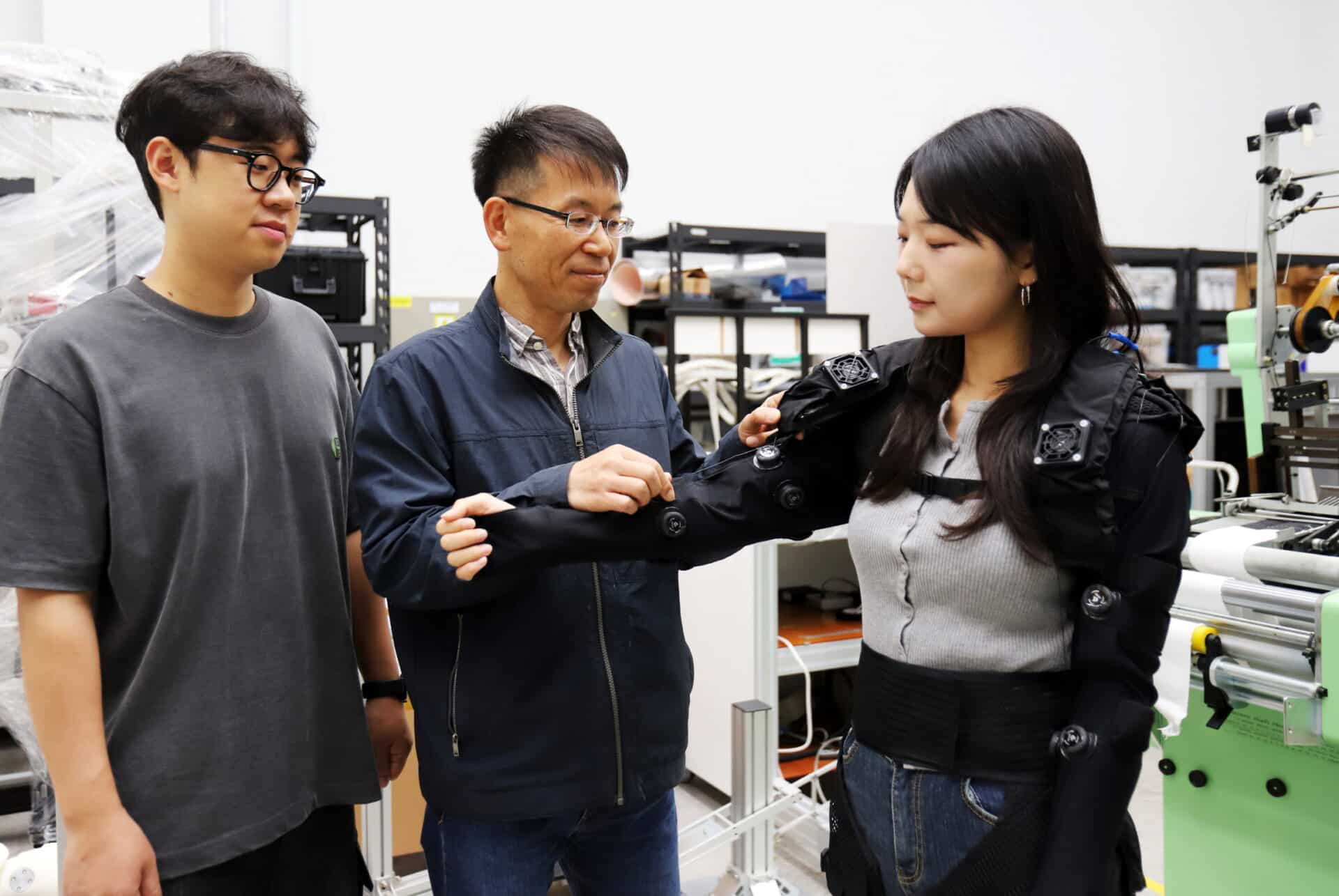 Ultra-Light “Fabric Muscle” For Wearable Robots - Electronics For You ...