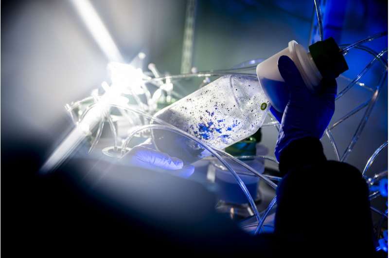 Electronics That Don’t Fully Break Down