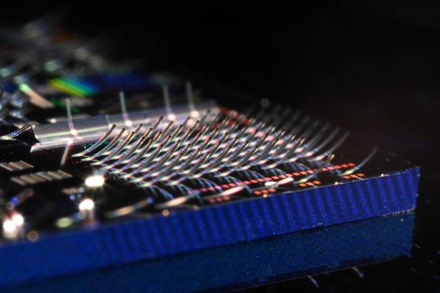 Photonic Chip Sends Light Into Free Space - Electronics For You ...